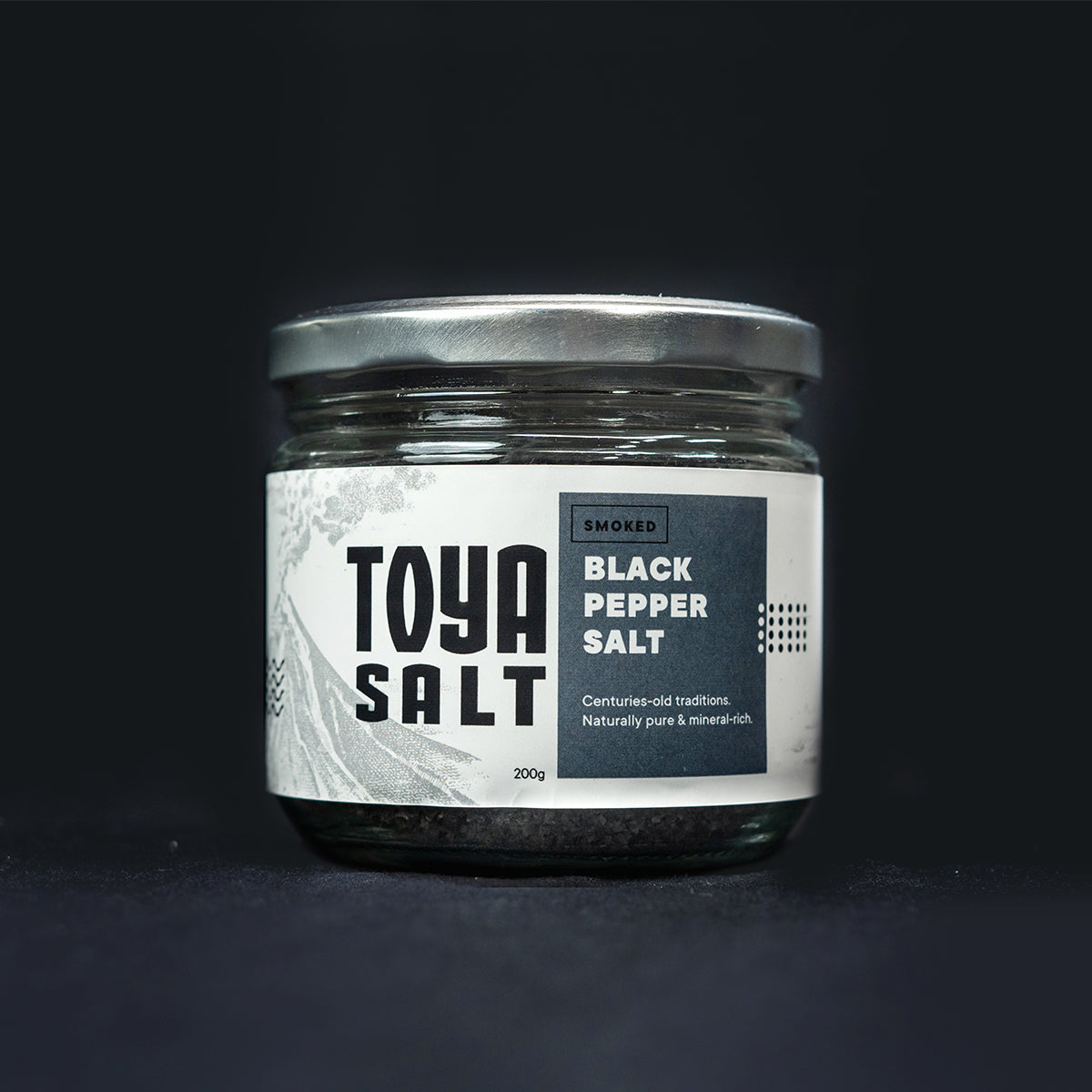 Geräuchertes Meersalz mit schwarzem Pfeffer – Toya Salt Switzerland